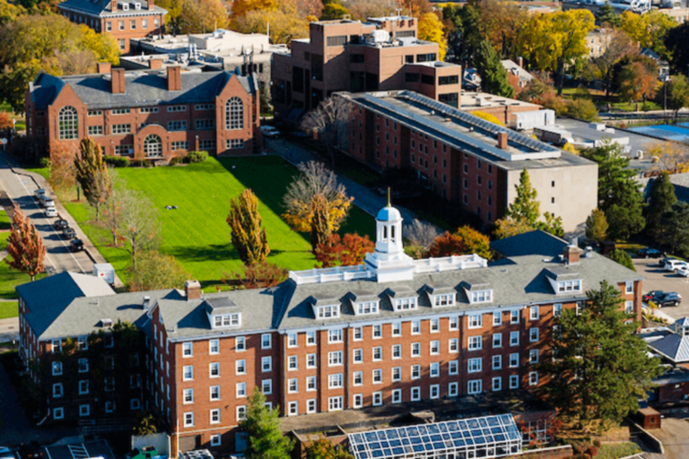 Campus Guide: Tufts University - Spokin